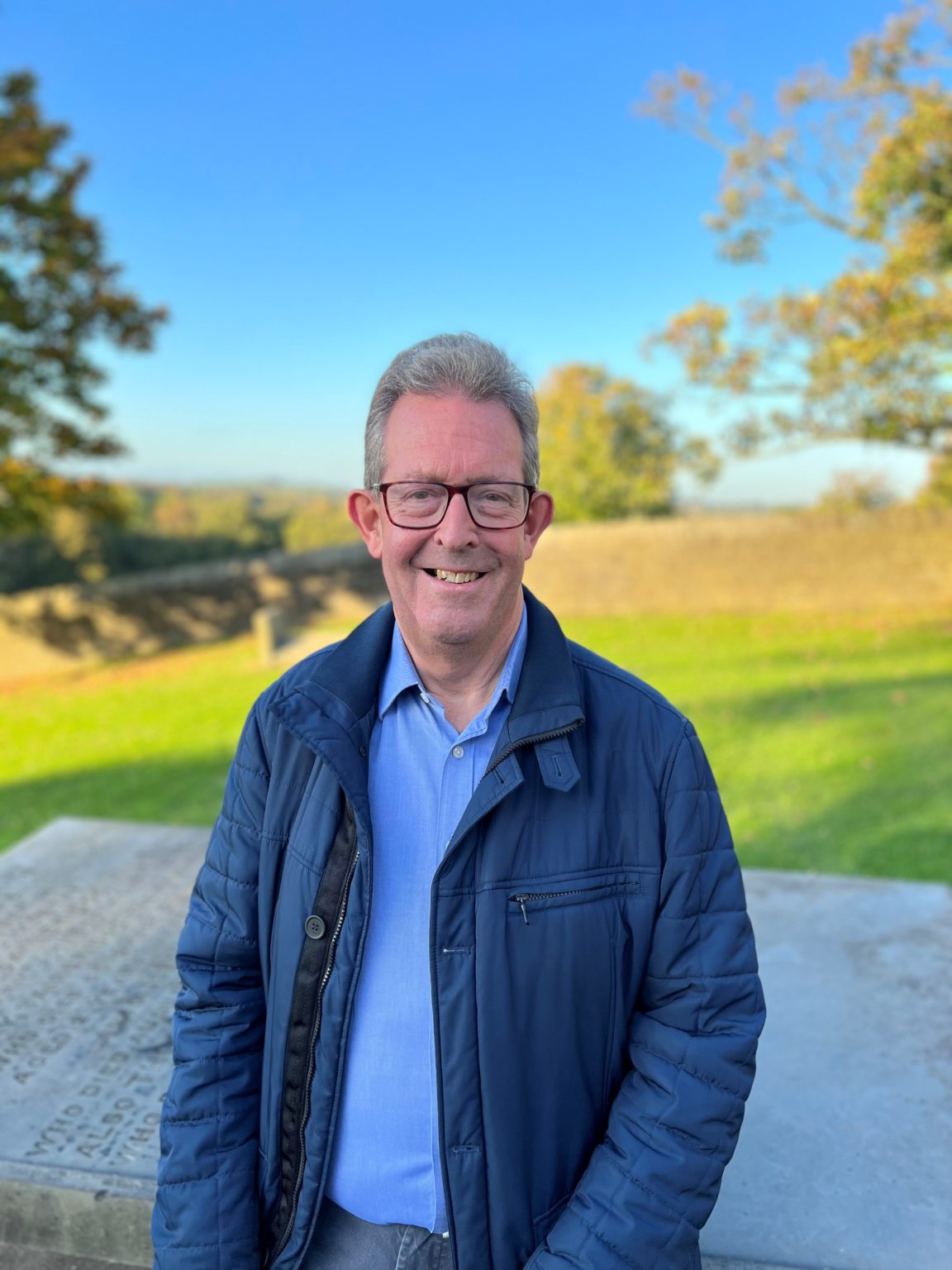 Meet The Sixteen - The Sixteen