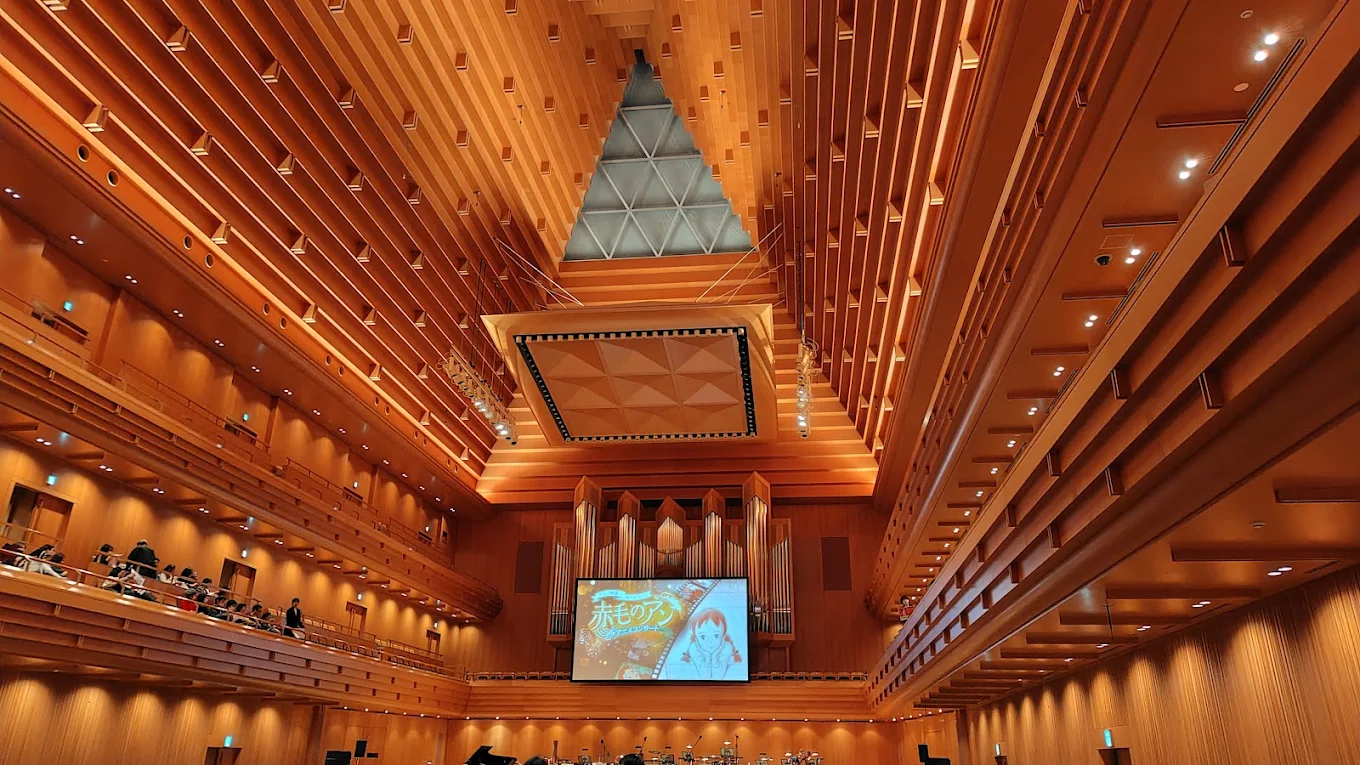Tokyo Opera City - The Sixteen