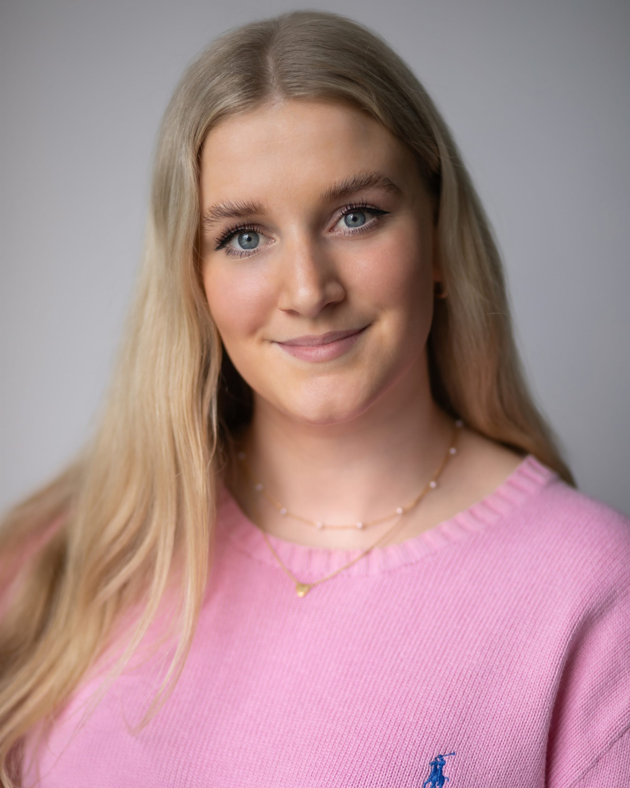 Laura Crooks - The Sixteen