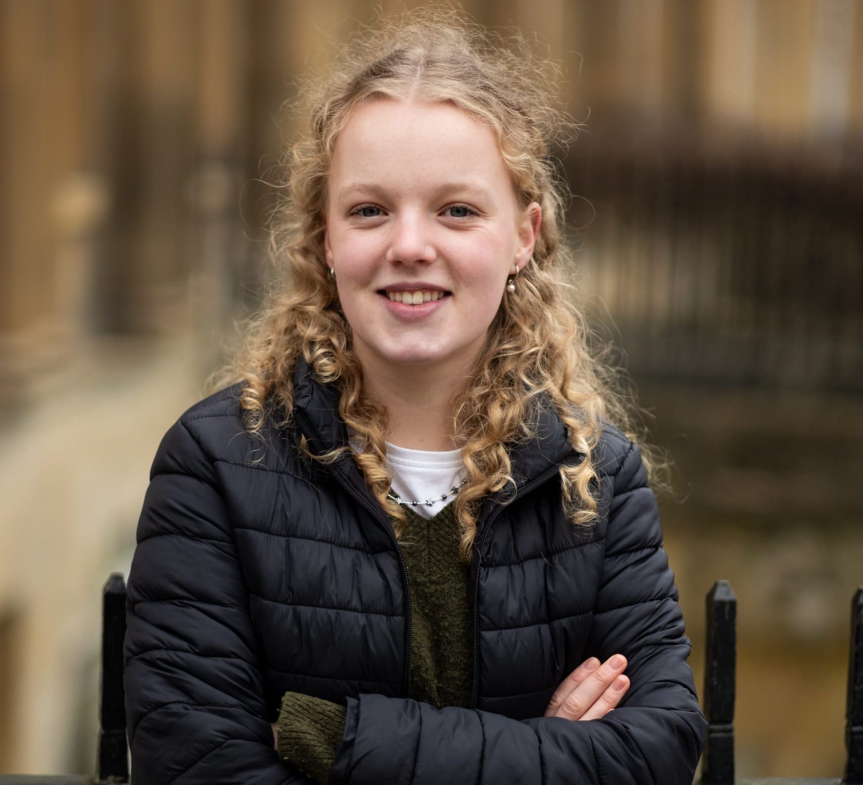 Ruth Williams - The Sixteen